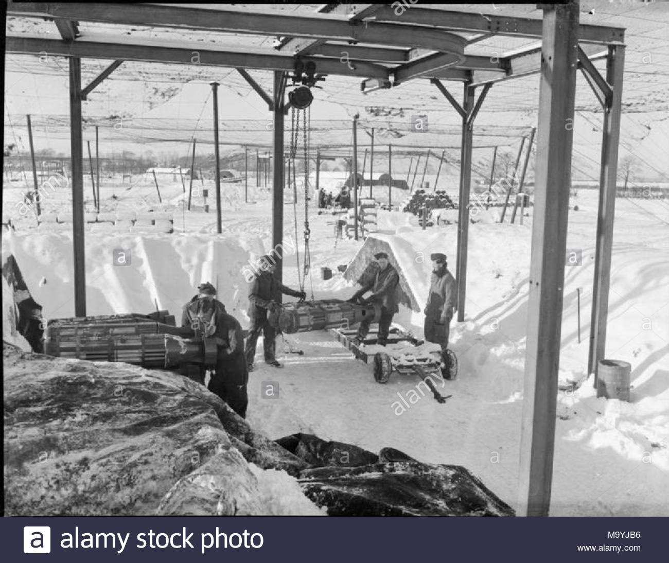 500 Lb Bomb Stock Photos & 500 Lb Bomb Stock Images - Alamy