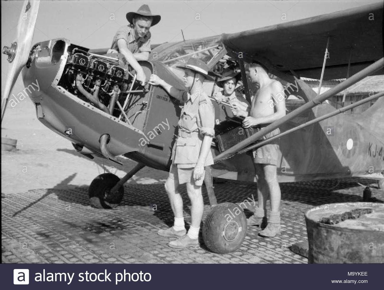 Raf Officer Burma Stock Photos & Raf Officer Burma Stock Images - Alamy