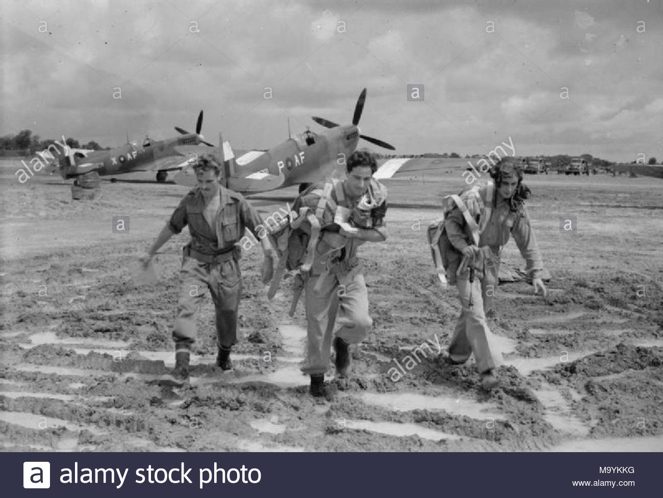 Raf Officer Burma Stock Photos & Raf Officer Burma Stock Images - Alamy