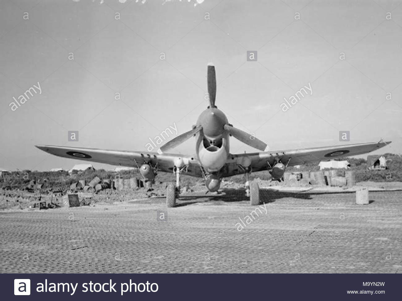 500 Lb Bomb Stock Photos & 500 Lb Bomb Stock Images - Alamy