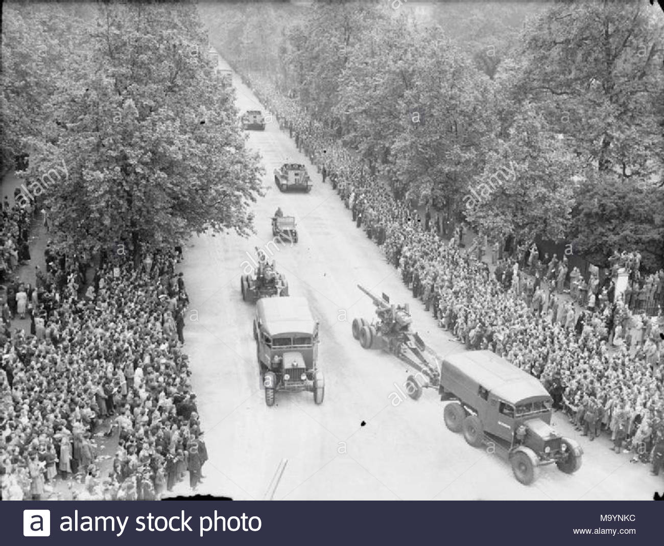 1946 Victory Parade Stock Photos & 1946 Victory Parade Stock Images - Alamy