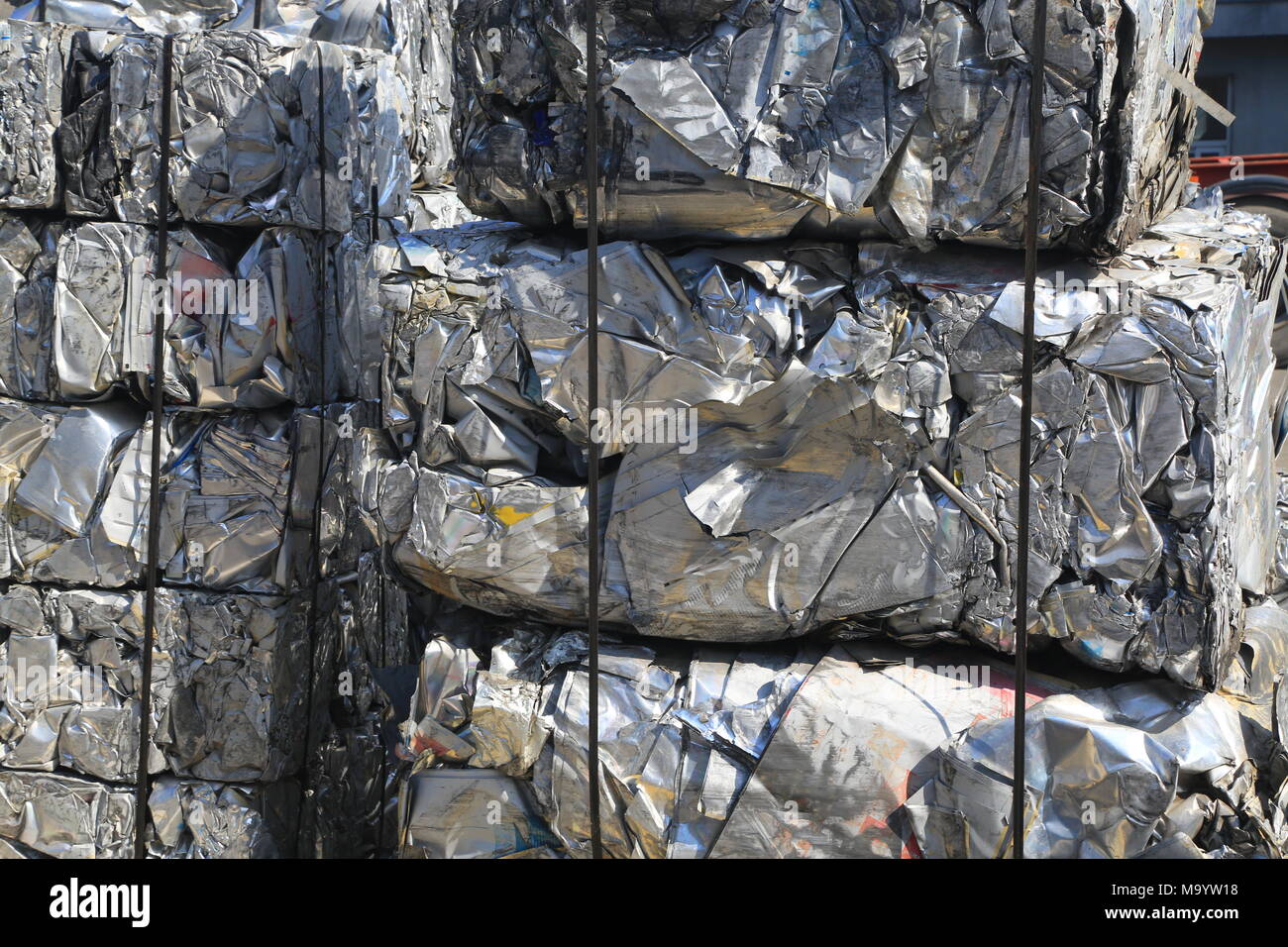 Cube of scrap metal car hi-res stock photography and images - Alamy