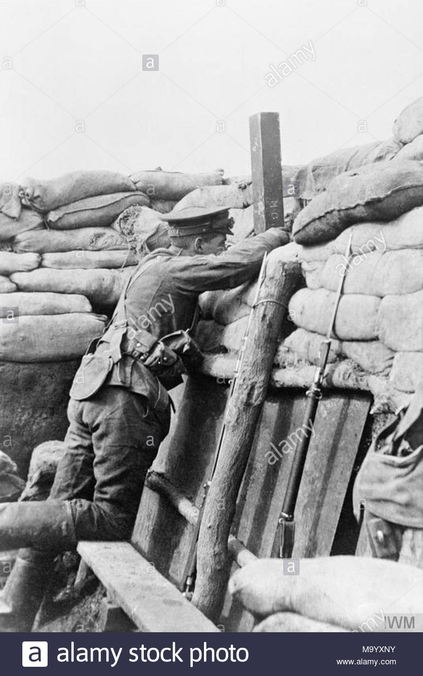 Trench Periscope Stock Photos & Trench Periscope Stock Images - Alamy