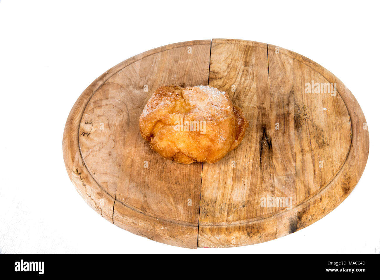 Cream puffs display hi-res stock photography and images - Alamy