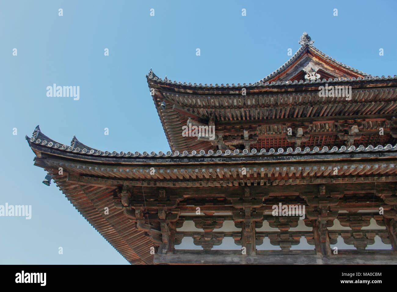 Japanese temple architecture hi-res stock photography and images - Alamy