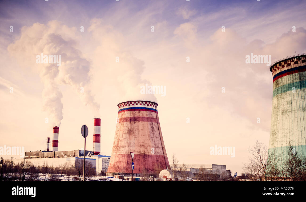 Heating pipes bridge hi-res stock photography and images - Alamy