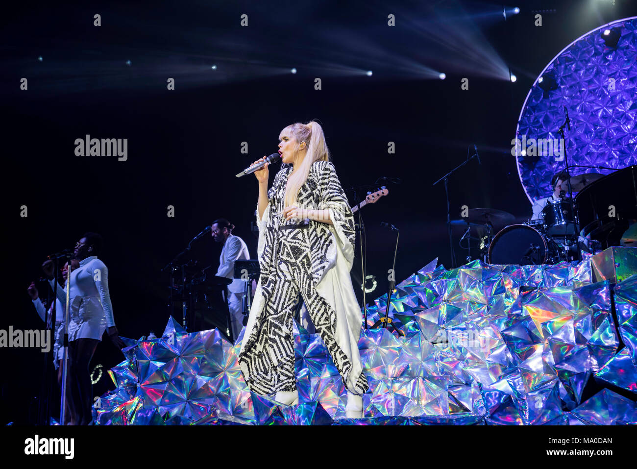 Paloma faith hi-res stock photography and images - Alamy