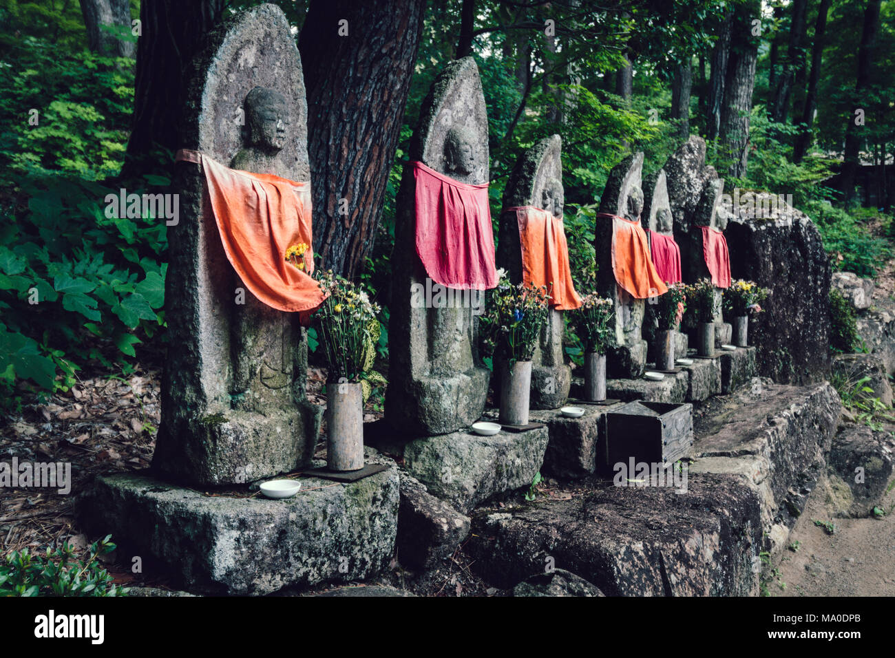 Ksitigarbha hi-res stock photography and images - Alamy