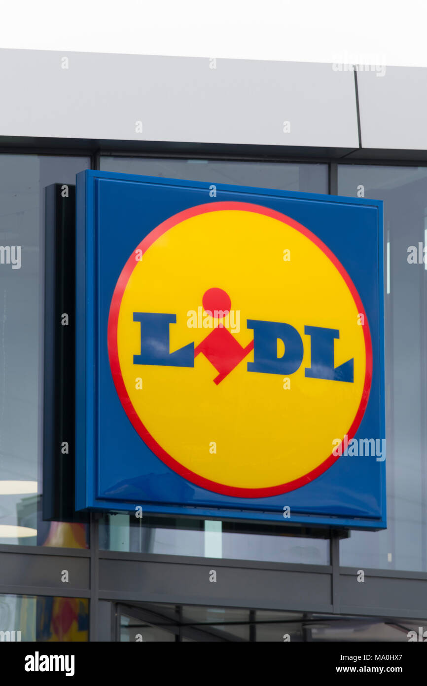 Budget grocery store Lidl sign logo Stock Photo - Alamy