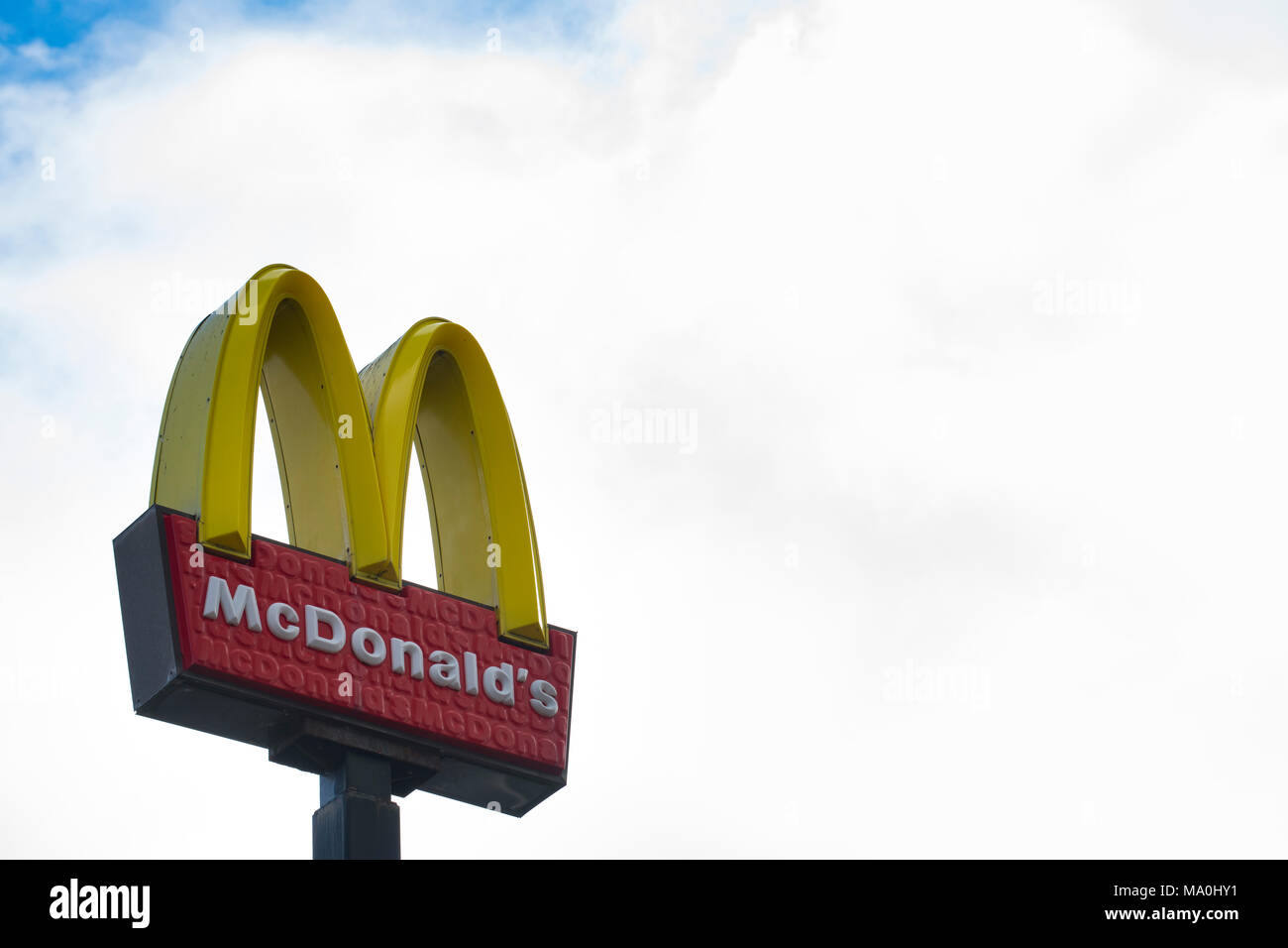 Mcdonalds restaurant shop sign logo Stock Photo - Alamy