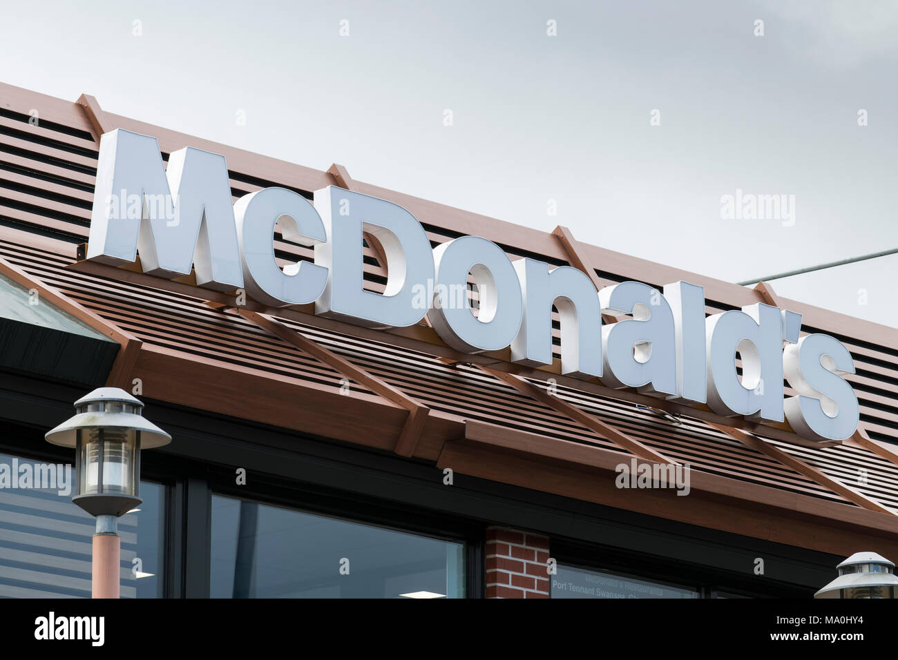 Mcdonalds restaurant shop sign logo Stock Photo - Alamy