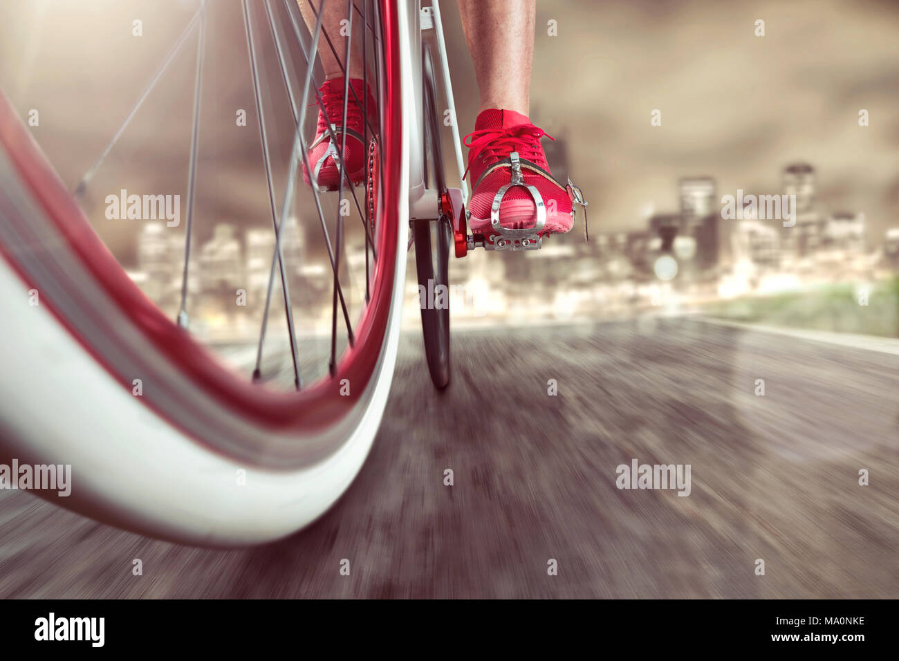 Bicycle wheel movement night hi-res stock photography and images - Alamy