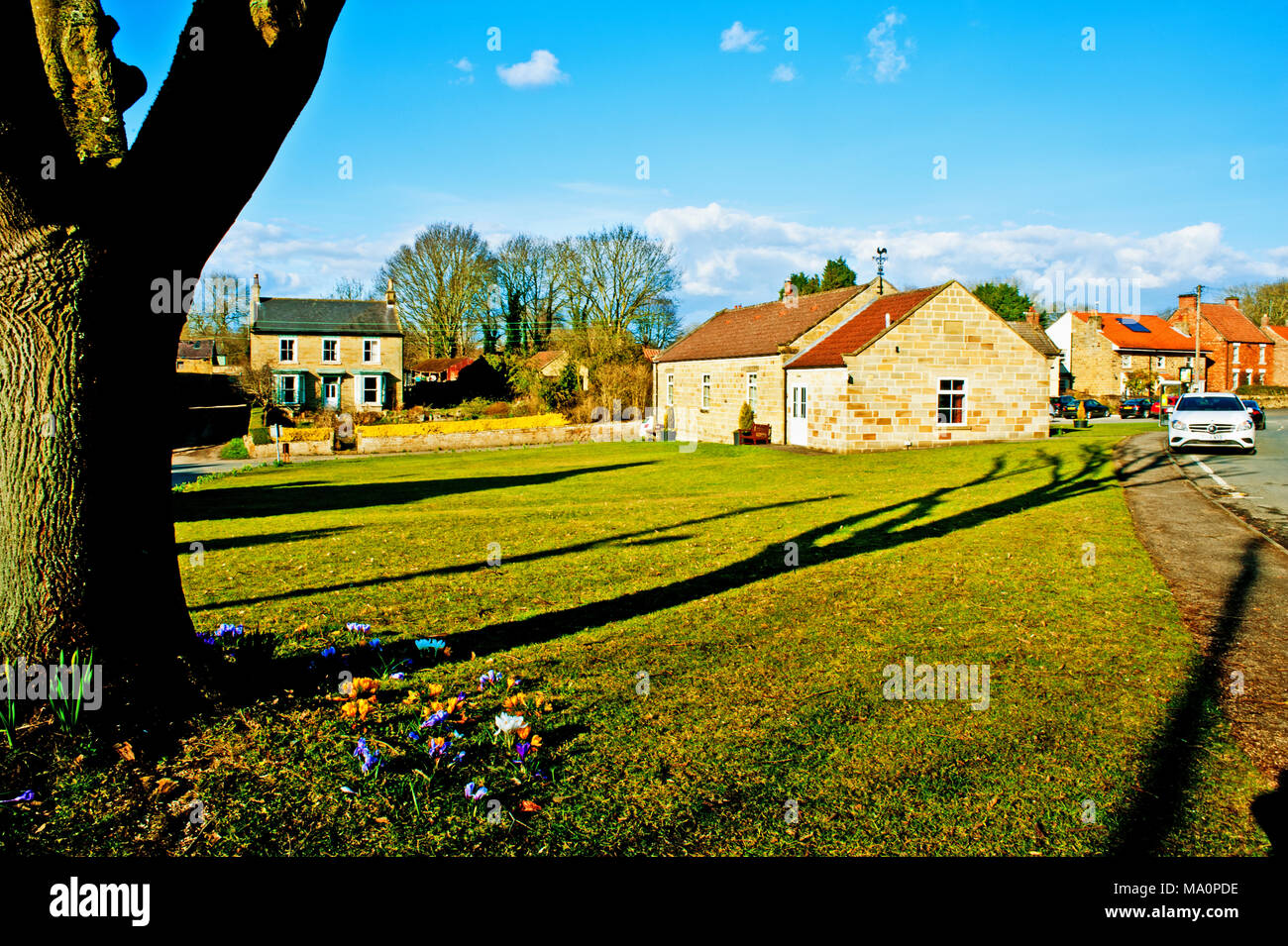 Seasons springtime hi-res stock photography and images - Alamy