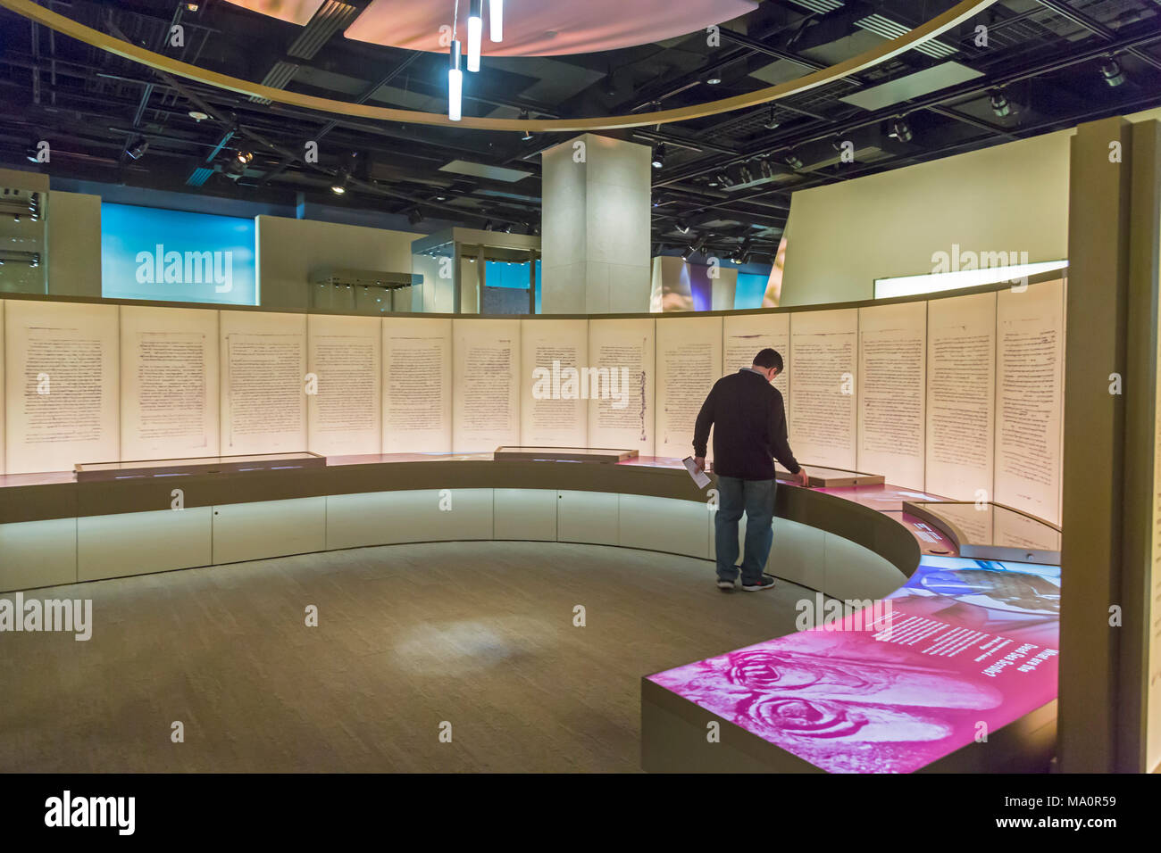 Dead sea scrolls hi-res stock photography and images - Alamy