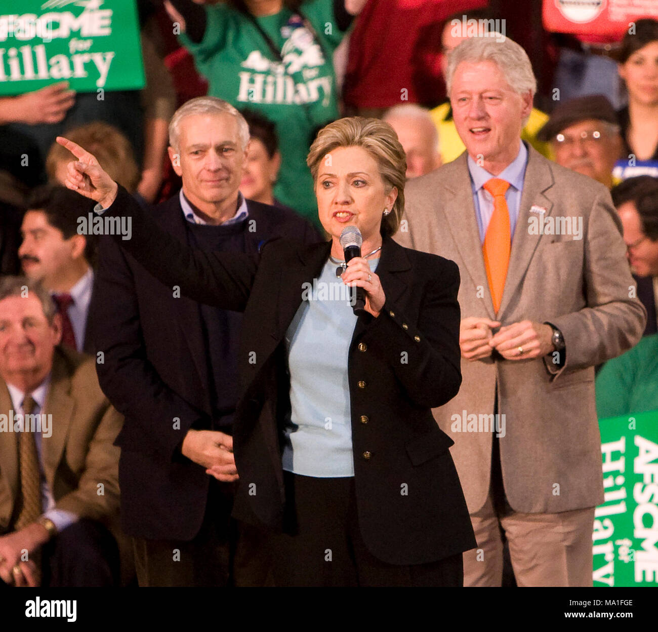 Hillary Clinton with General Wesley Clark and Bill Clinton pictured at ...