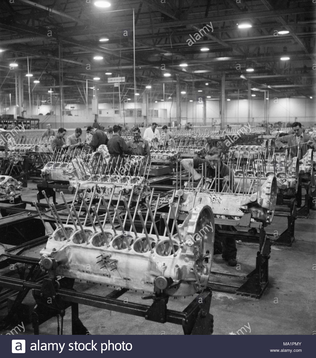 Aircraft Engine Production Rolls Royce Stock Photos & Aircraft Engine ...