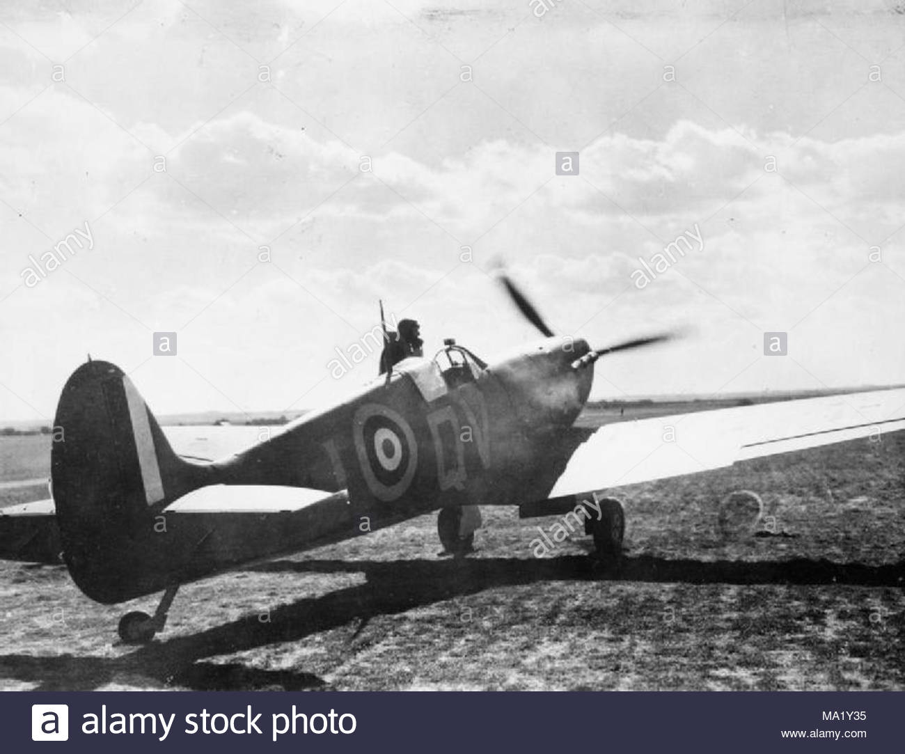 Supermarine Spitfire Mk I Stock Photos & Supermarine Spitfire Mk I ...