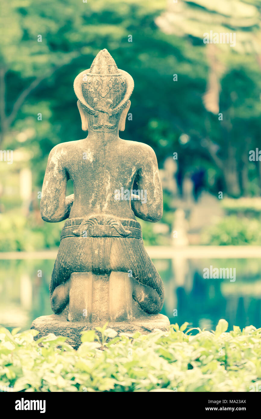 Vintage picture of behind the old statue Stock Photo - Alamy