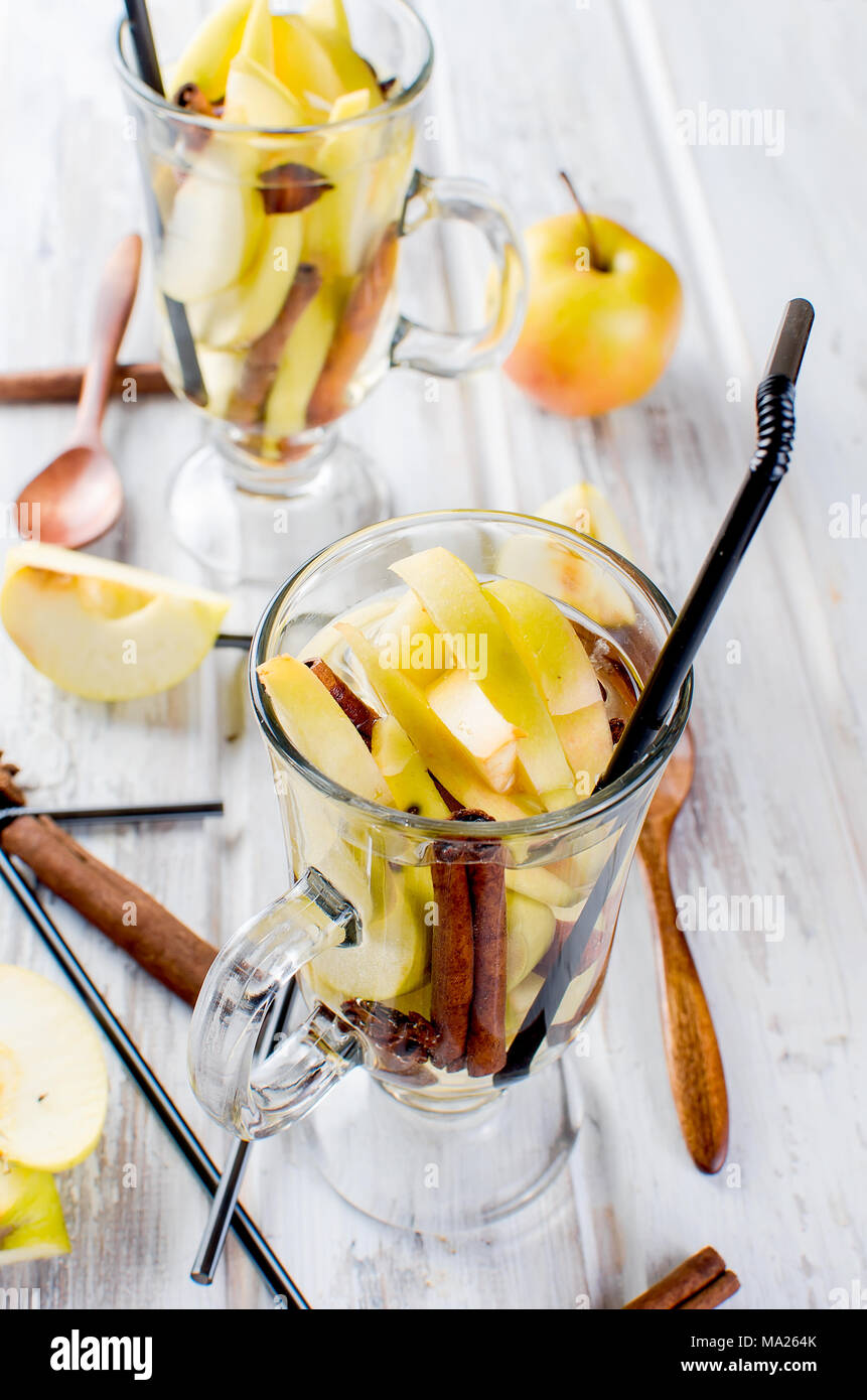 Autumn cocktail. Infused diet detox water with apples and spices ...