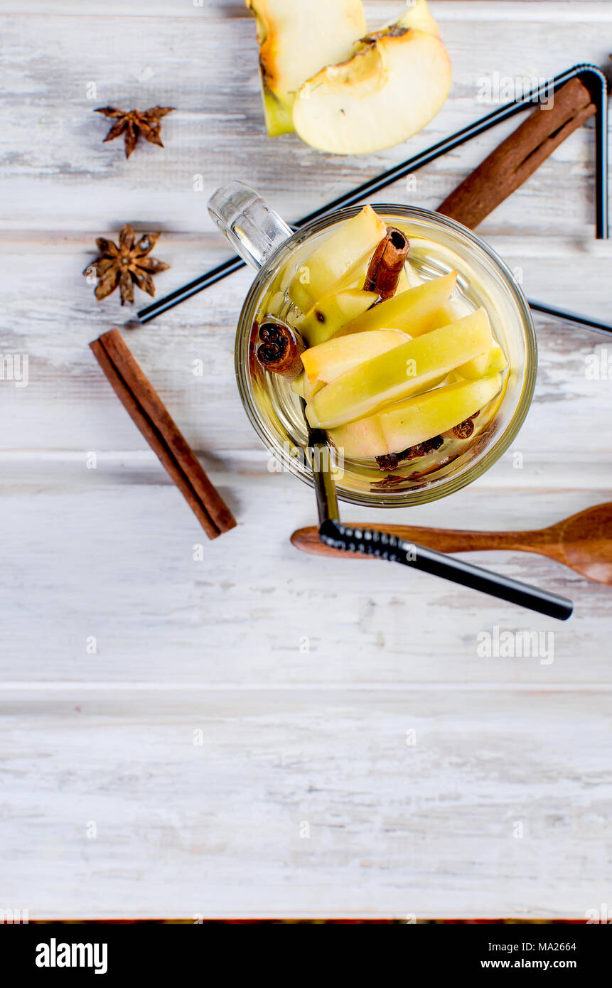 Autumn cocktail. Infused diet detox water with apples and spices ...