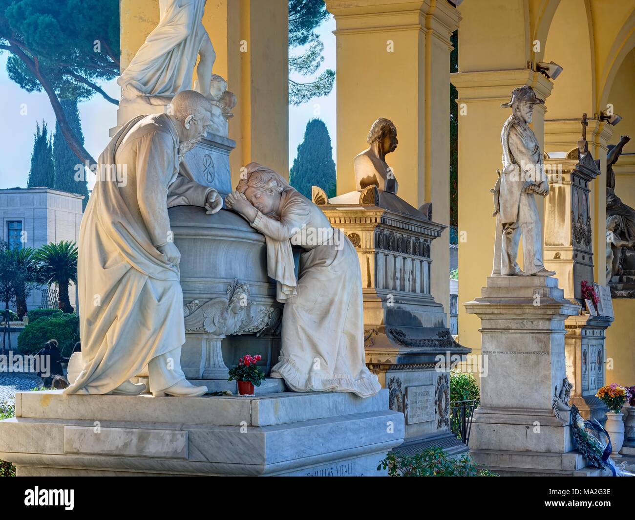 A place of peace: cemetery in Rome Stock Photo - Alamy