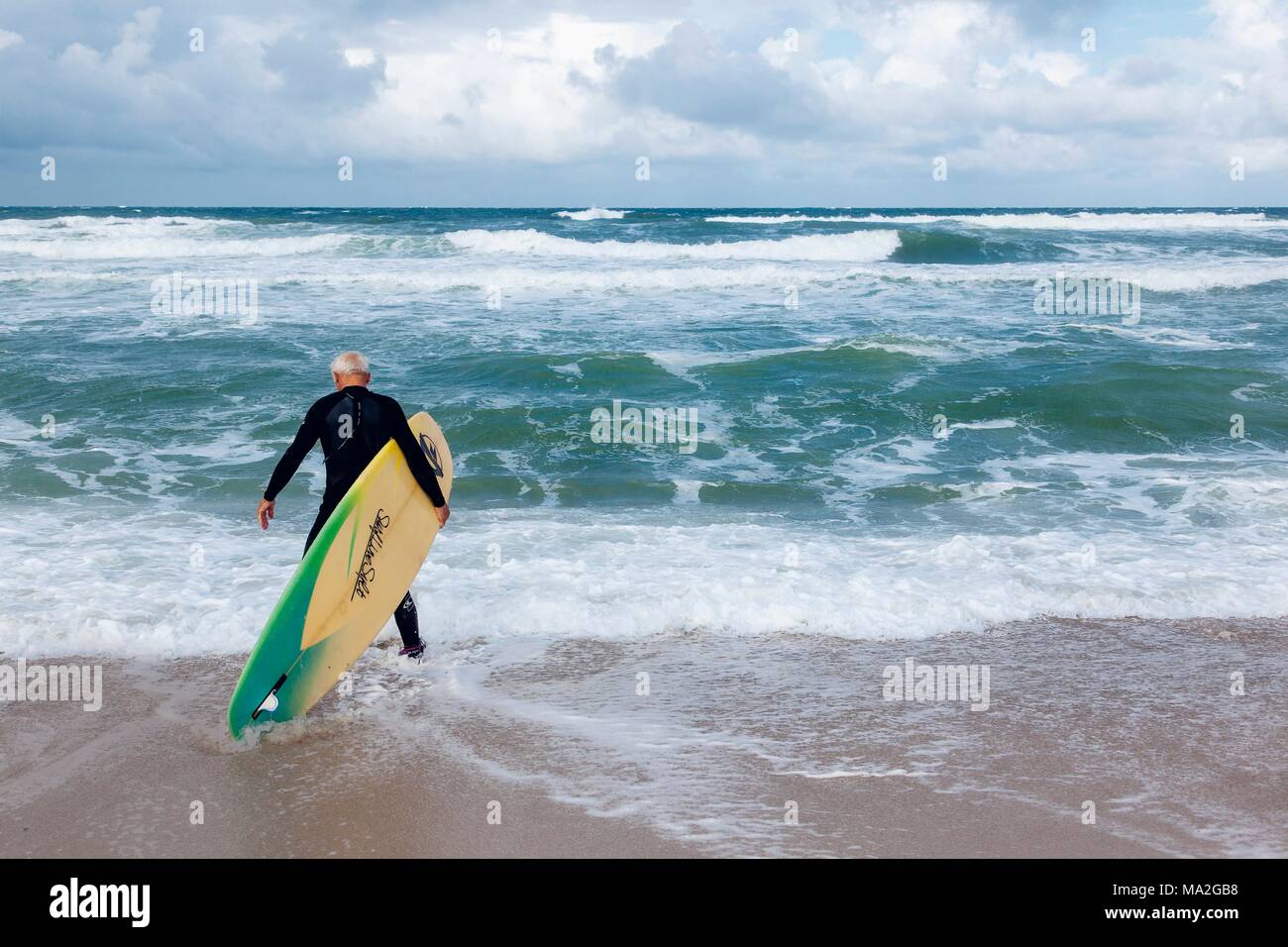 Surfing origins hi-res stock photography and images - Alamy