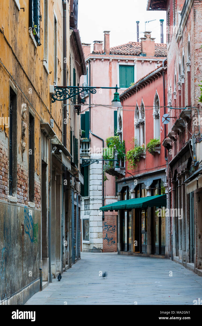 Venice old town hi-res stock photography and images - Alamy