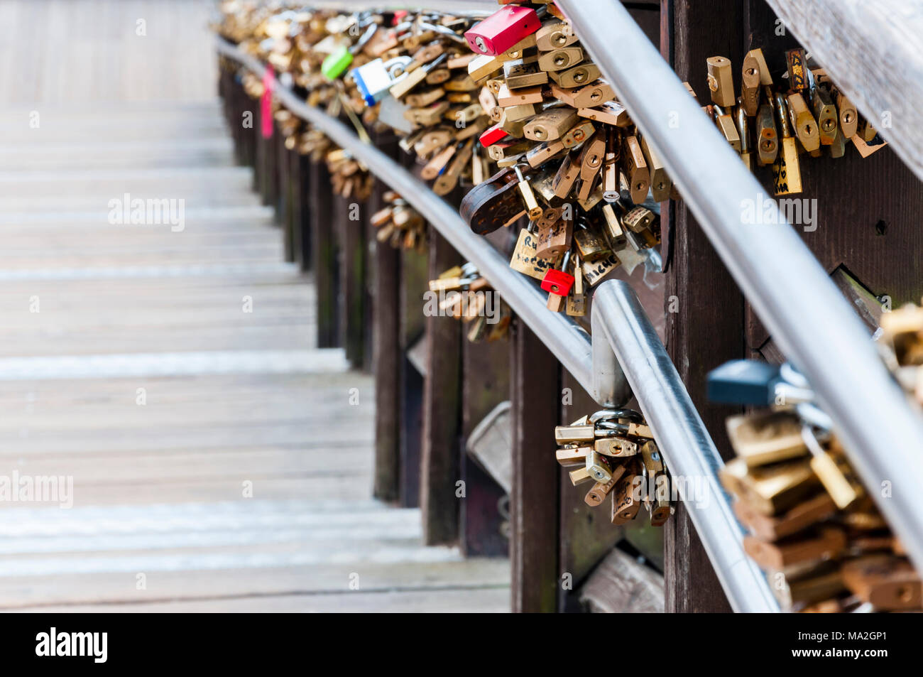Venice love locks hi-res stock photography and images - Alamy