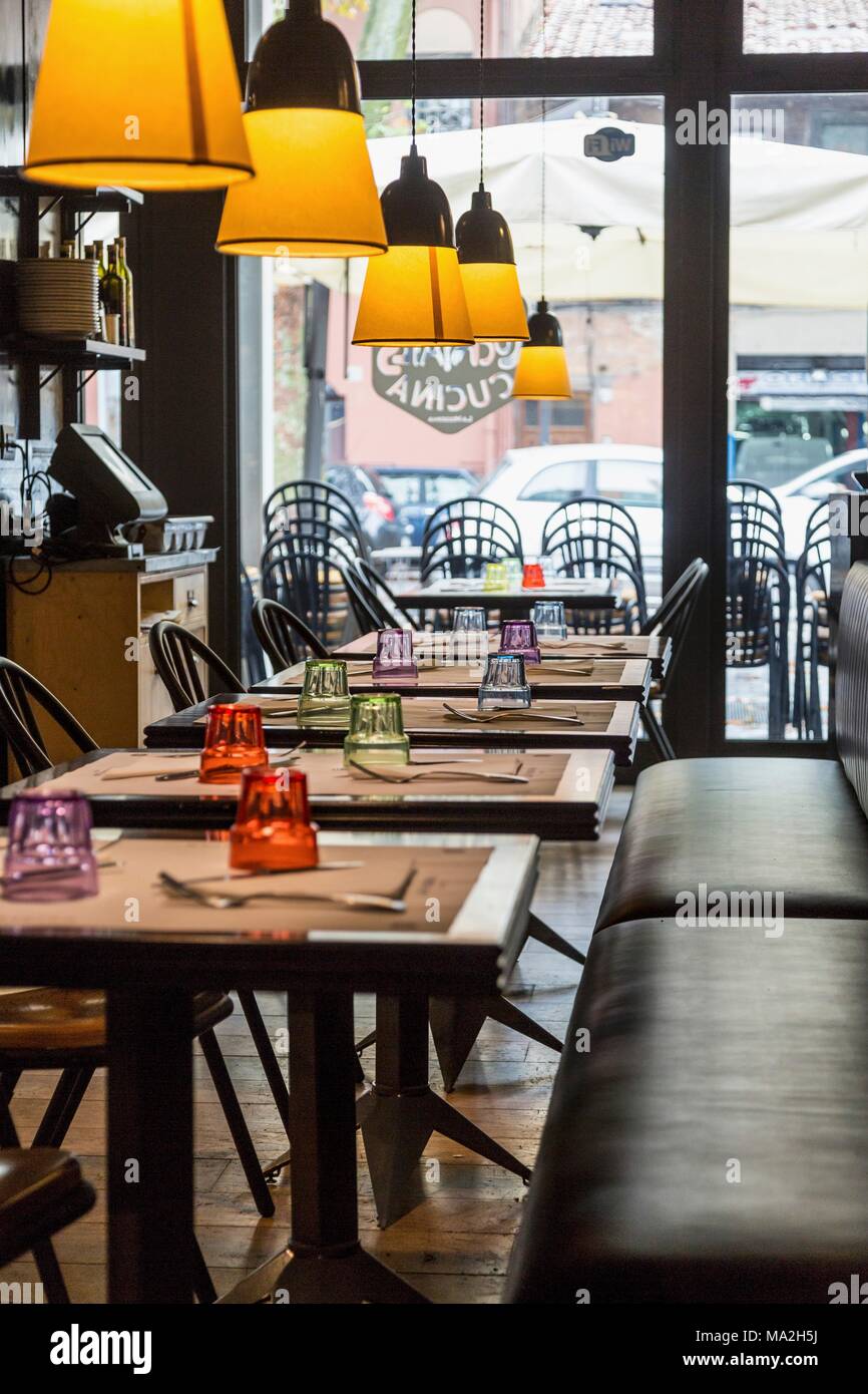 Restaurant rome interior hi-res stock photography and images - Alamy