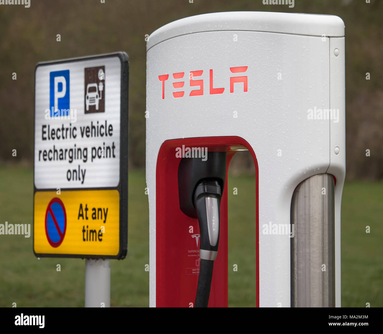 Electric car recharging points at Warwick Service Station on the M40 ...