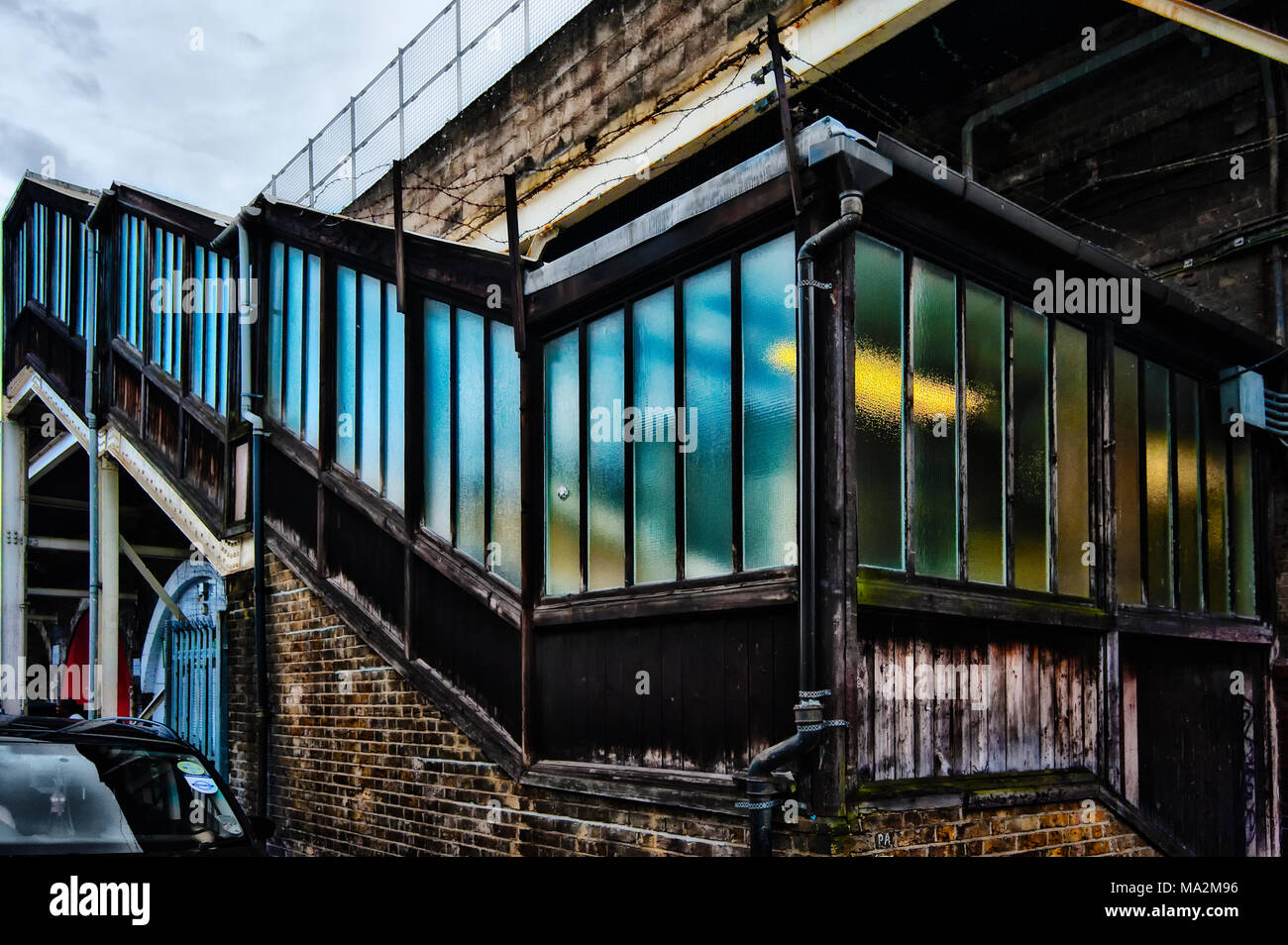 London Underground Tube Station: Goldhawk Road Stock Photo - Alamy