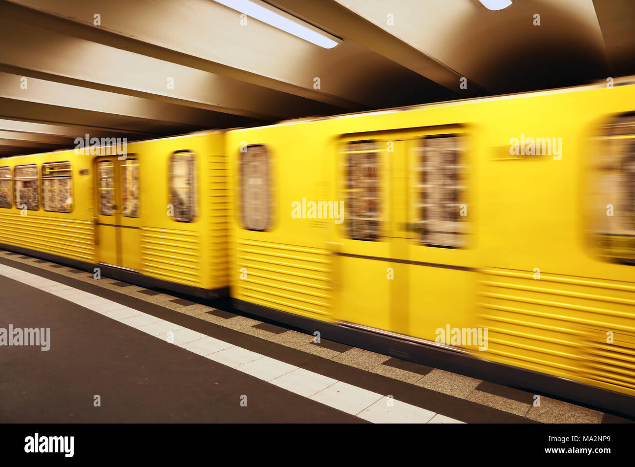 Metro side view hi-res stock photography and images - Alamy