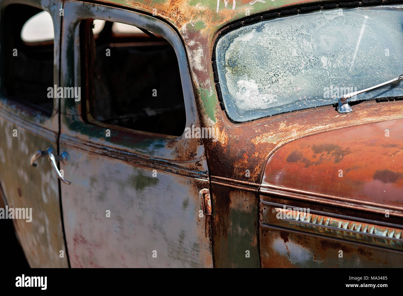 Rusted vehicle hi-res stock photography and images - Alamy