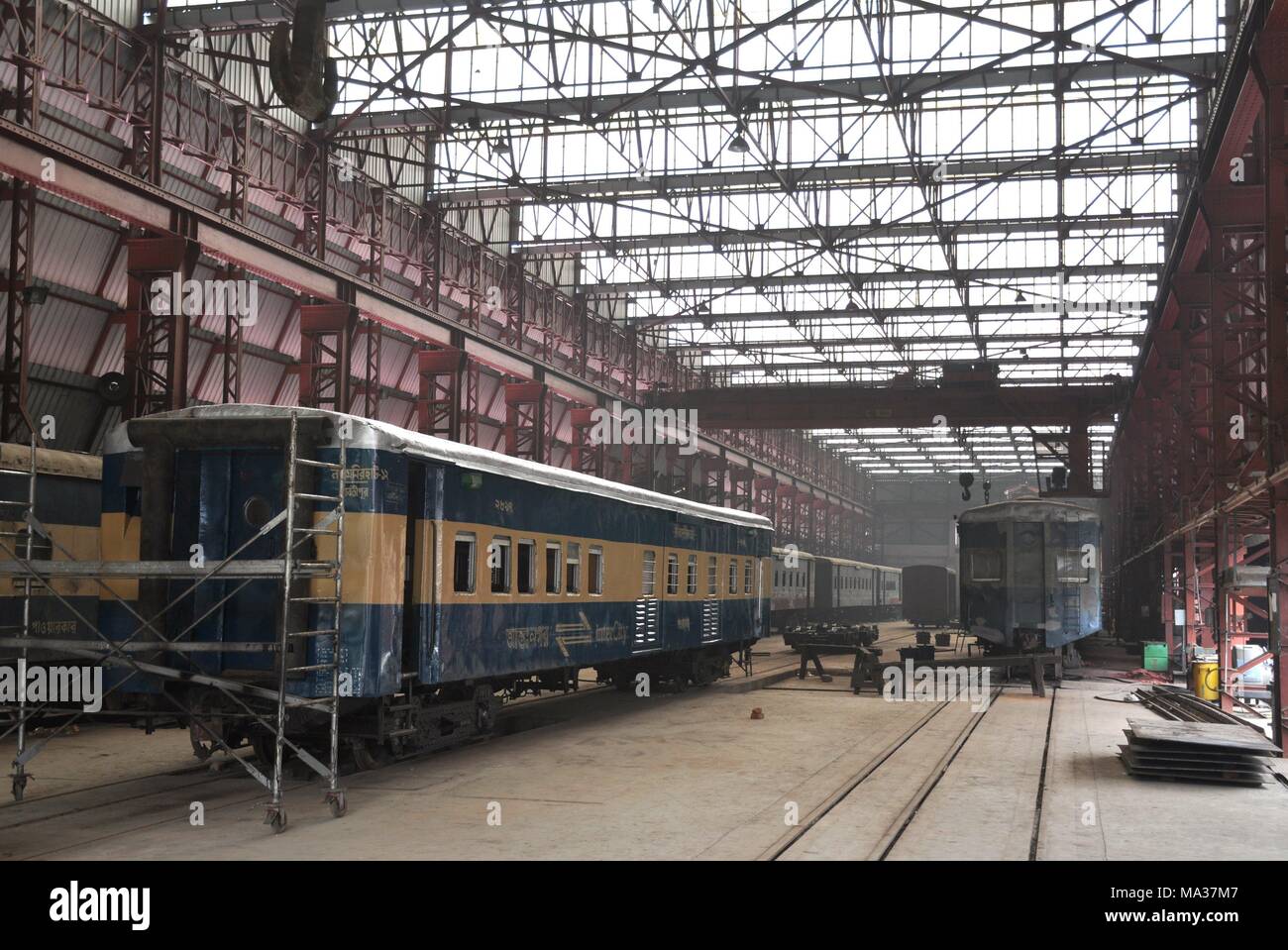 Railway workshop for coaches on 11.01.2015 in Saidpur - Bangladesh ...