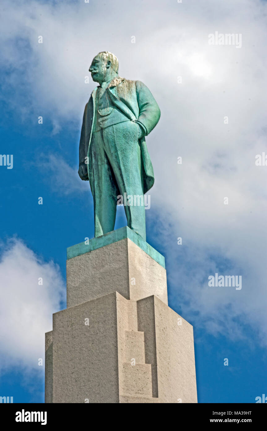 Statue christian michelsen hi-res stock photography and images - Alamy Statue christian michelsen hi-res stock photography and images - Alamy