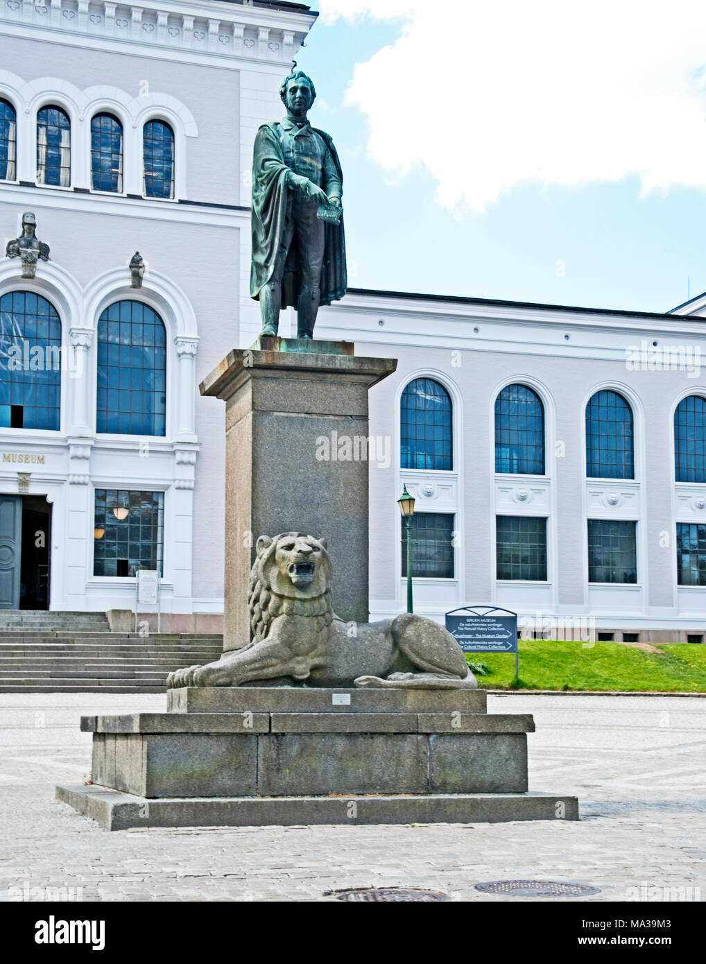Christopher borch statue hi-res stock photography and images - Alamy
