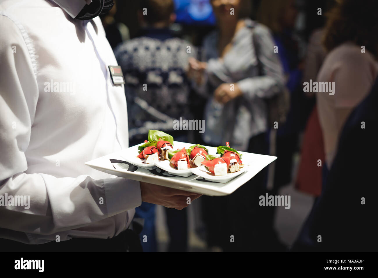 Waitress food trays hi-res stock photography and images - Alamy