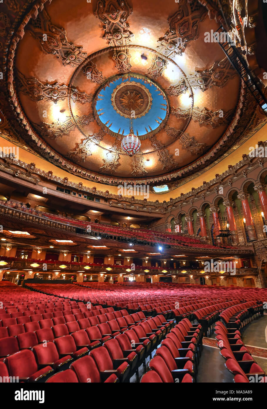 St. Louis, Missouri, USA - November 18, 2016 - The Fox Theatre on Grand ...