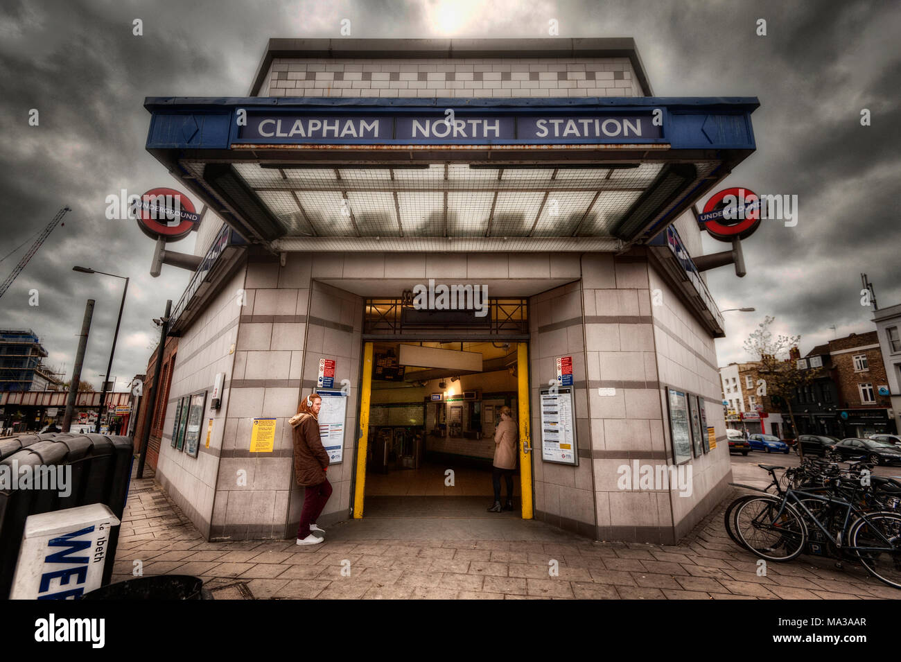Clapham north hi-res stock photography and images - Alamy