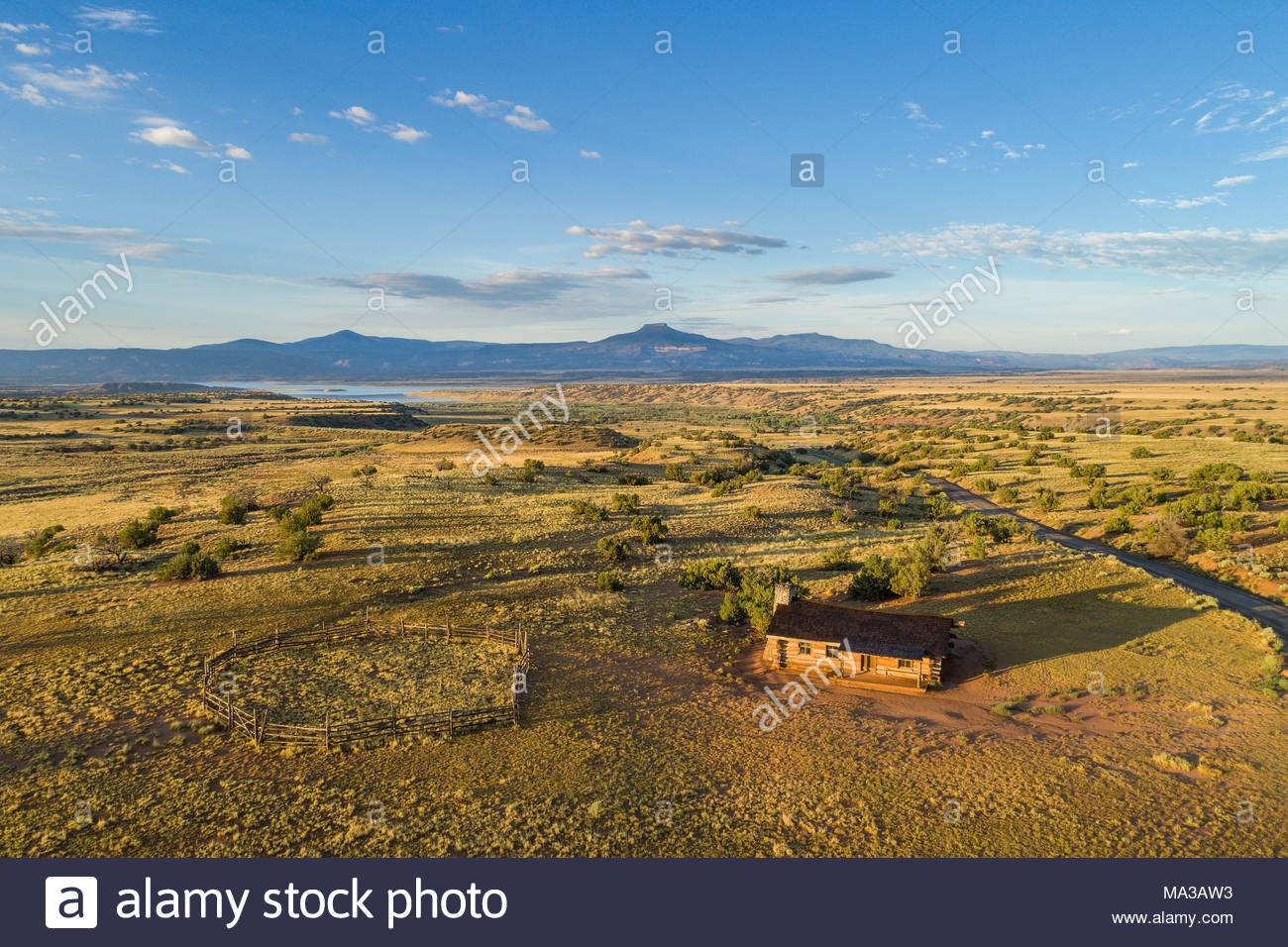 Log Cabin Retreat High Resolution Stock Photography and Images - Alamy