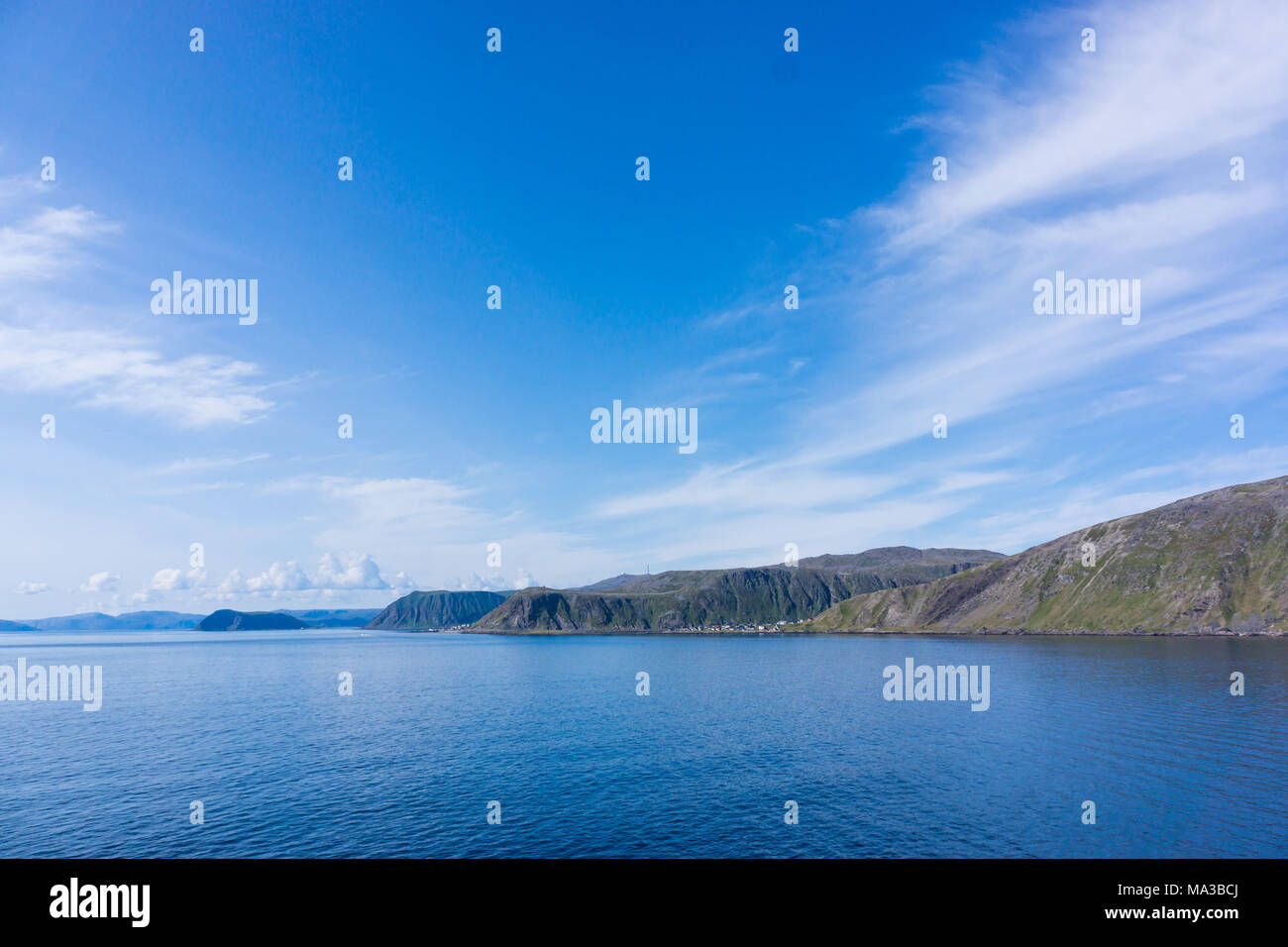 Norwegian Sea on the Norwegian north coast Stock Photo - Alamy