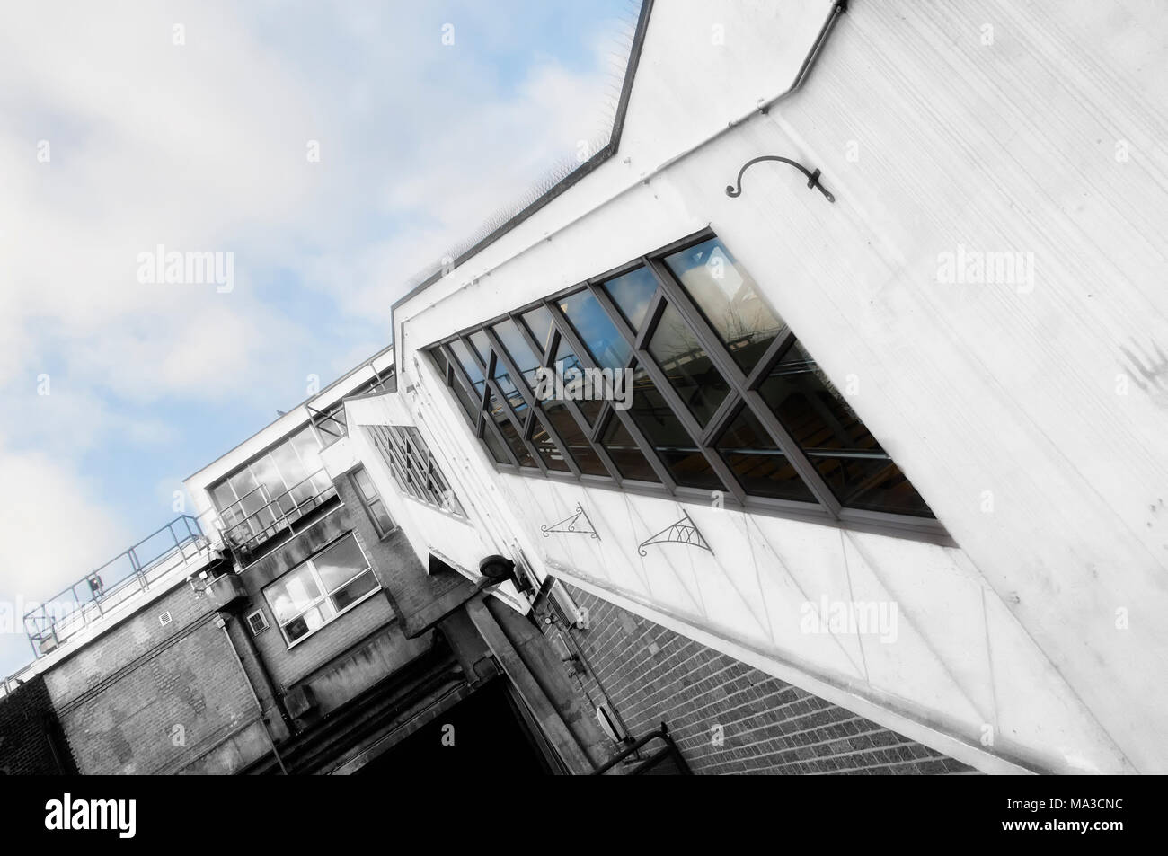 London Underground Tube Station: West Ruislip Stock Photo - Alamy