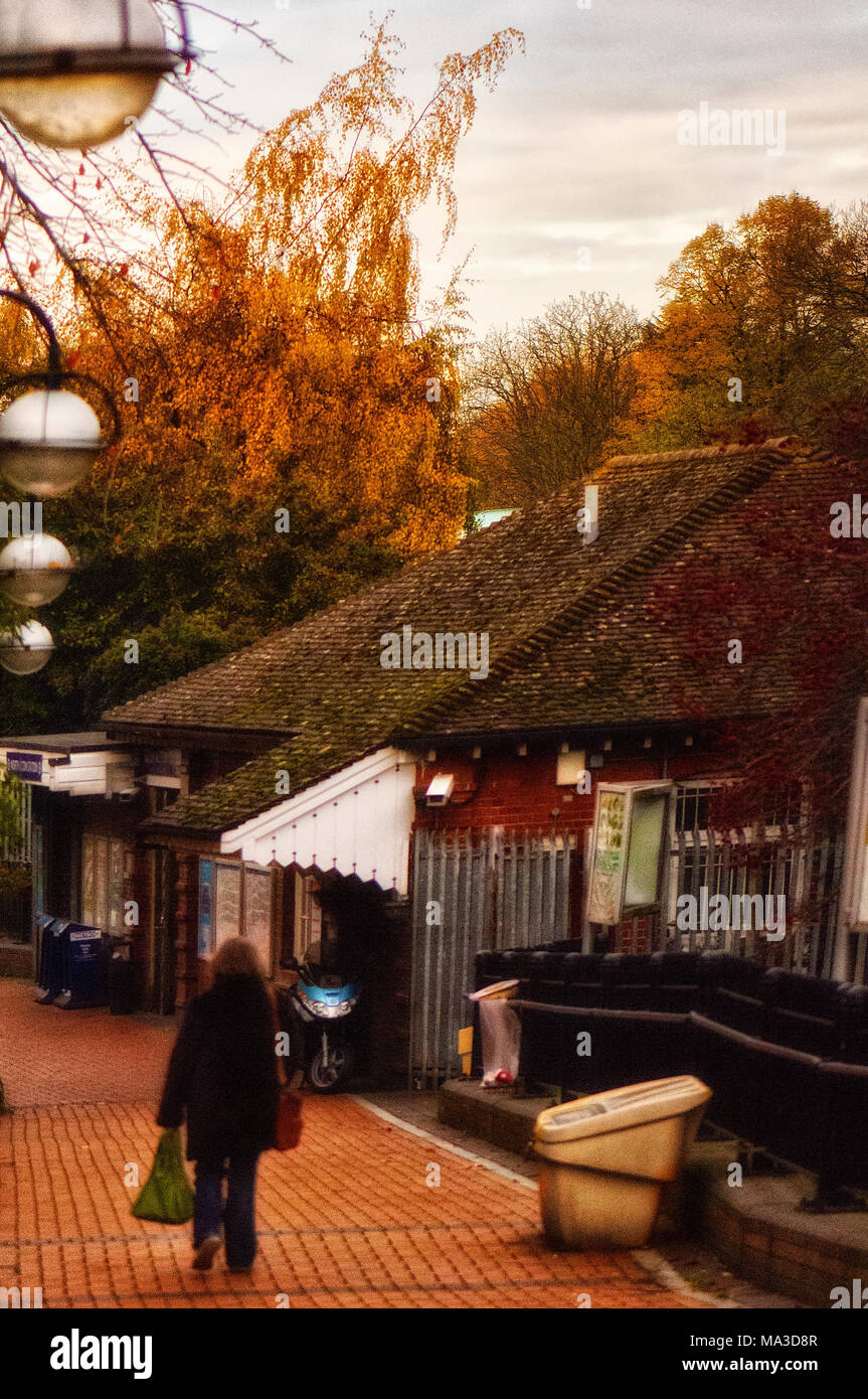 North acton hi-res stock photography and images - Alamy