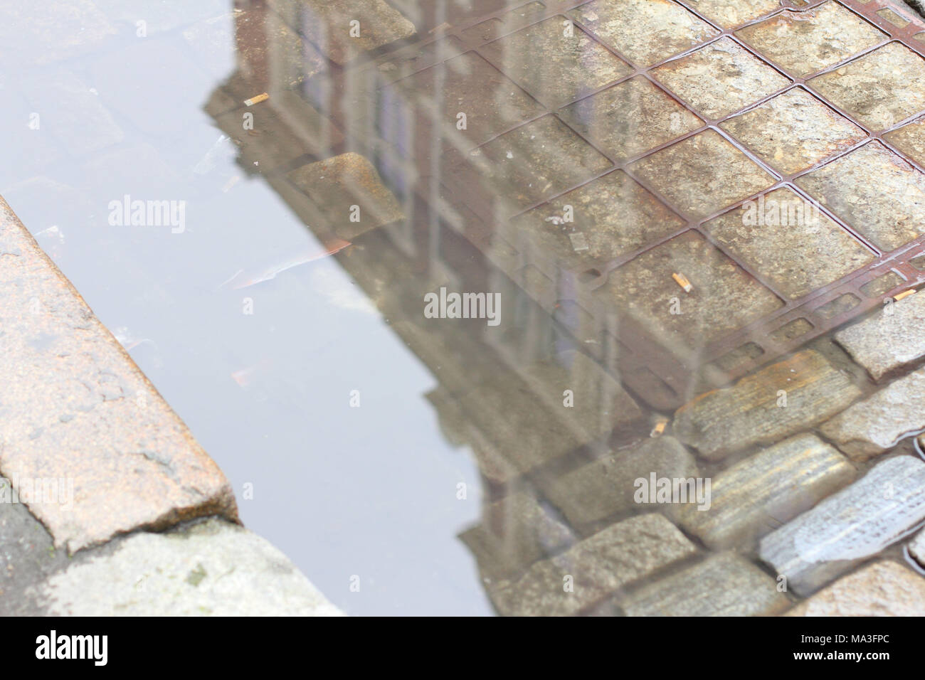 Puddle floor hi-res stock photography and images - Alamy