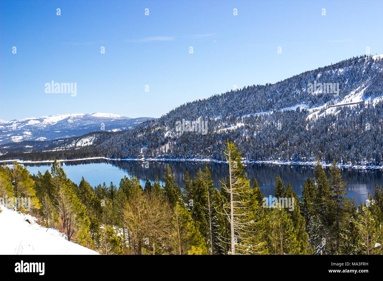 Mountains Reflecting Off Lake In Truckee, California Stock Photo - Alamy