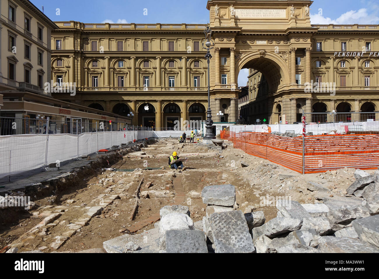 Florence, The ancient Florence resurfaces under the paved nineteenth ...