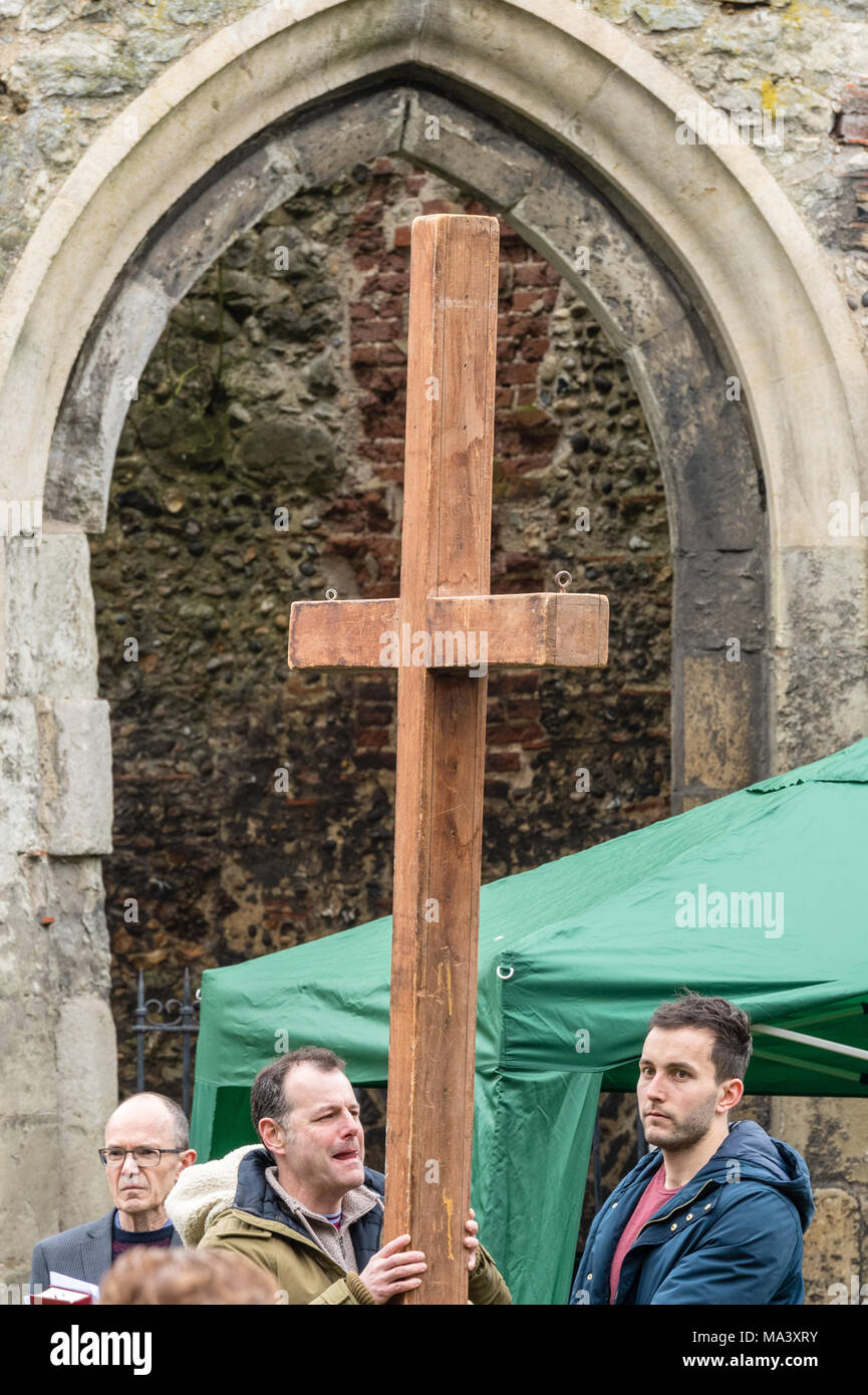 Large wooden cross hi-res stock photography and images - Alamy