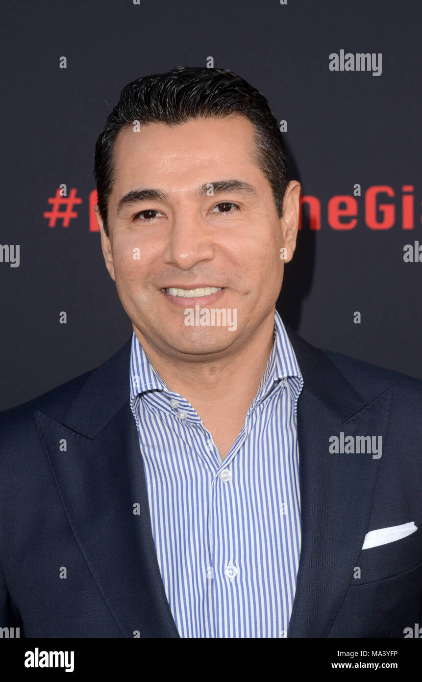 Martin zuniga hi-res stock photography and images - Alamy