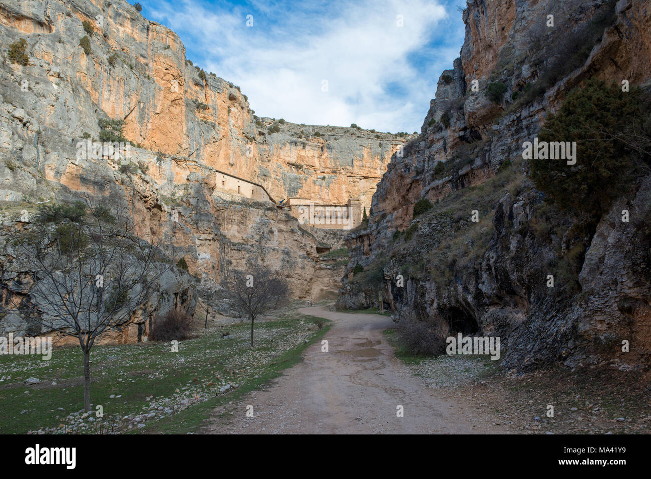 River canyon Mesa and jaraba monastery, Spain Stock Photo - Alamy