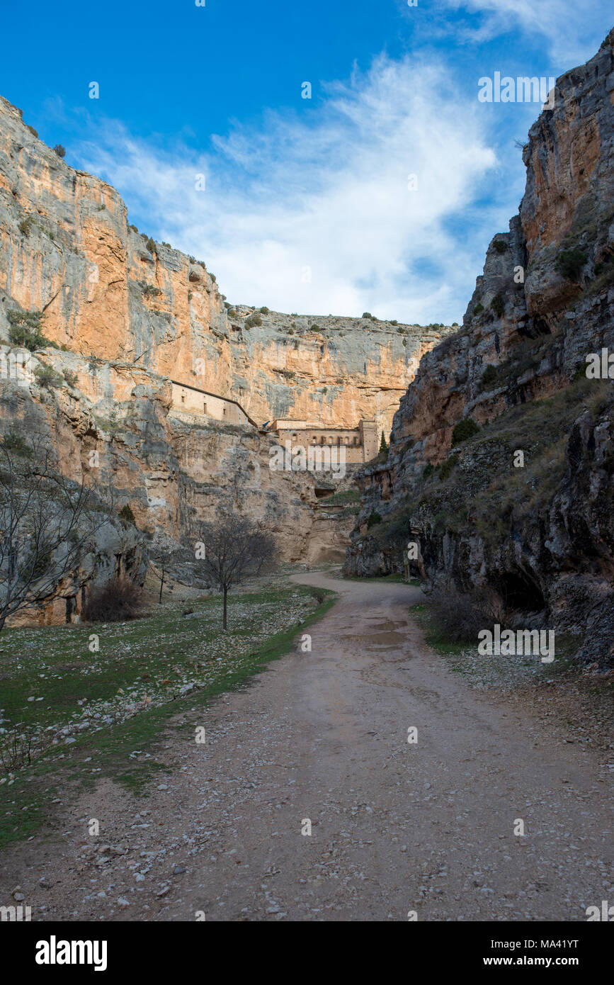 River canyon Mesa and jaraba monastery, Spain Stock Photo - Alamy